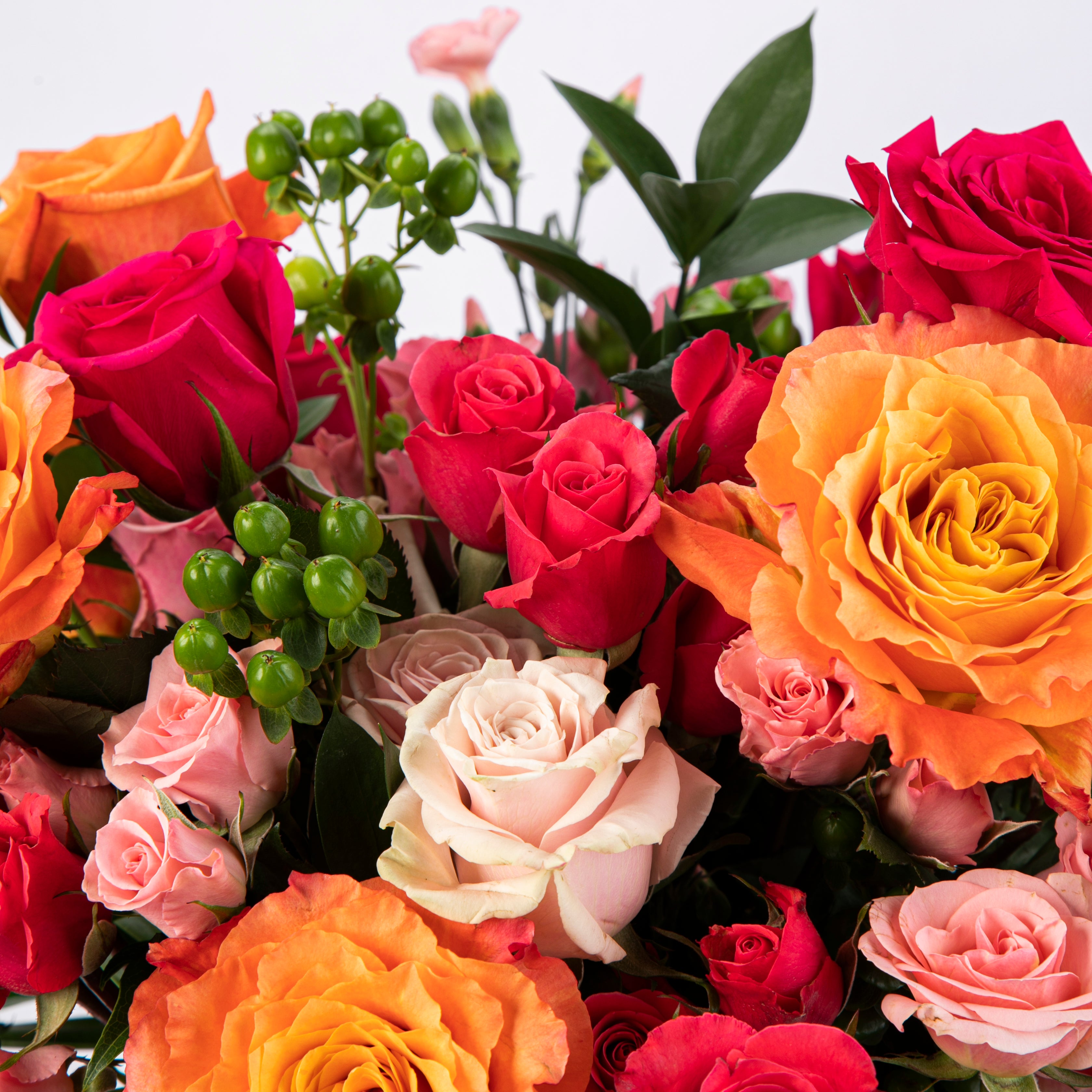 Graduation Roses Delivery | Graduation Rose Bouquet Arrangements | POMP ...